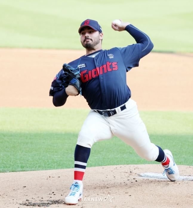 '감보아 3승+전준우 결승타' 롯데, 3연승 질주→'추신수 은퇴식 앞둔' SSG 3연패 [인천 현장리뷰] | 스타뉴스