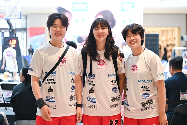 1명 적은 3명으로 싸웠지만... '韓대표' BNK, 3x3 아쉬운 탈락→팬들도 박수 "잘했다" [고양 현장] | 스타뉴스