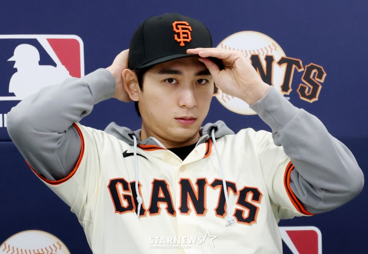 [Photo] Lee Jung-hoo's "Grandchild of the wind, hot eyes."