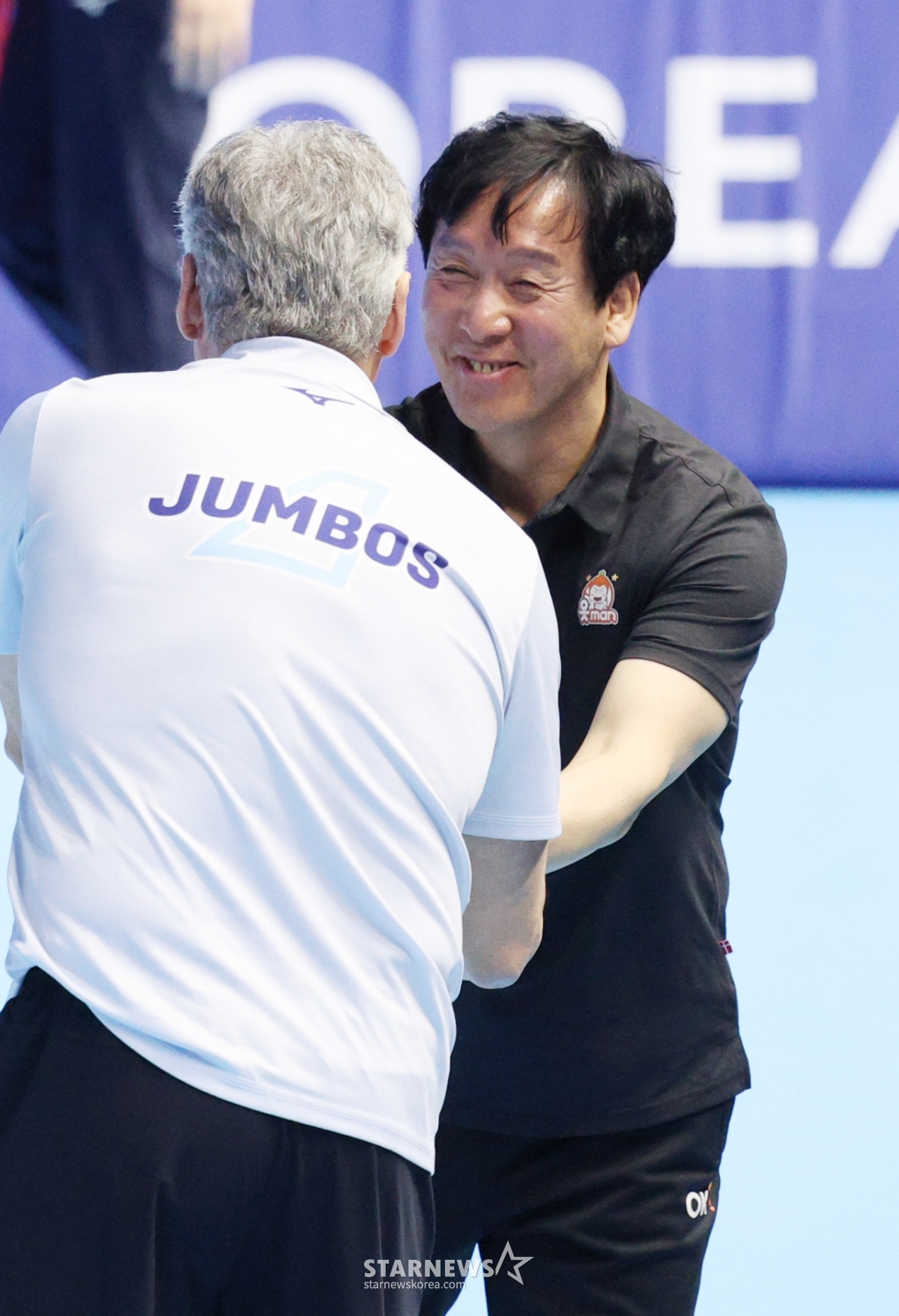 Huấn luyện viên Yang cam kết tuyên truyền cho Hae Nan - Shin Young Chul