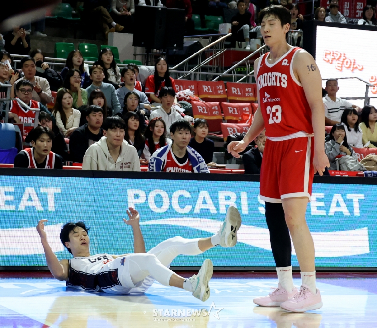 [Photo] "Fifty points, three points, successful." Huh | STARNEWS