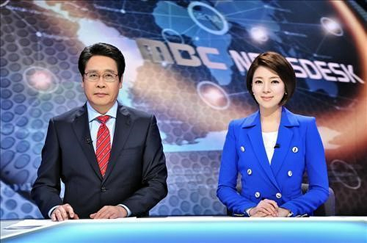 MBC 8시 '뉴스데스크' 첫방송..상승불구 SBS에 敗 | 스타뉴스