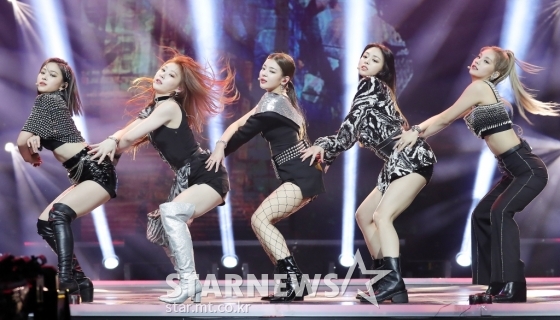 [2020 AAA HD Preview] ITZY '사랑스러운 소녀들' | 스타뉴스