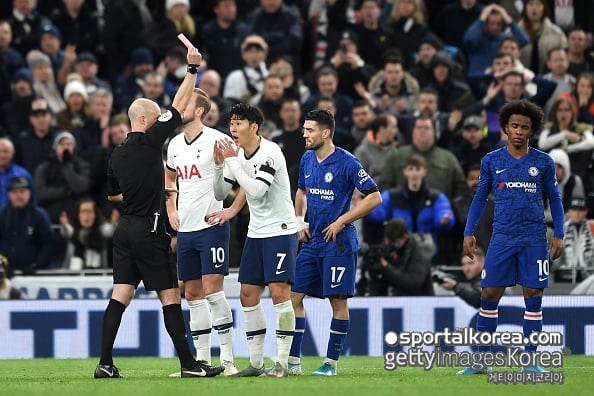 [EPL 18R] ‘윌리안 멀티골’ 첼시, 토트넘 원정서 2-0 승과 4위 수성… 손흥민 퇴장 | 스타뉴스