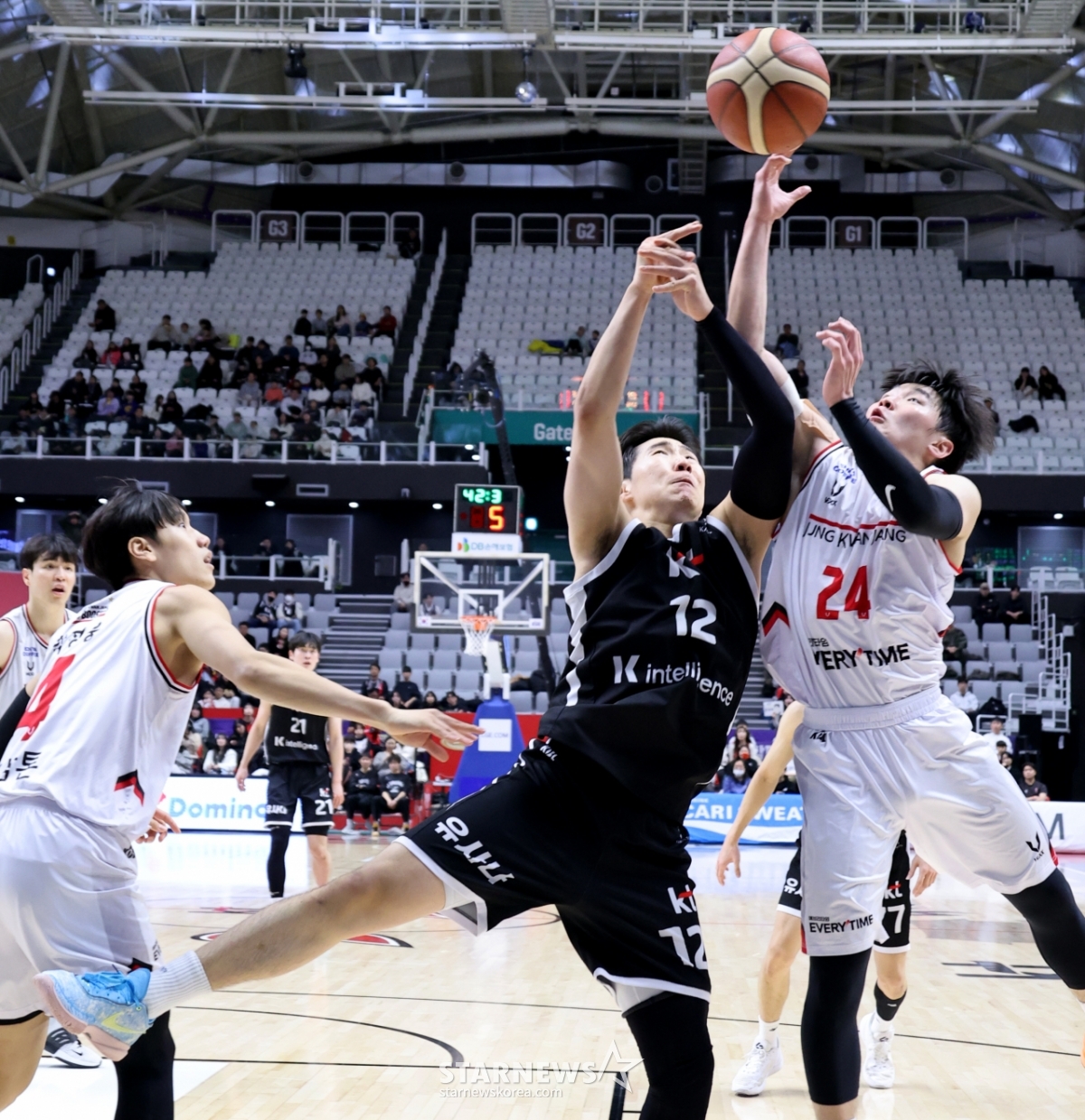 [Photo] "Rebound!" Moon Yoohyun| STARNEWS