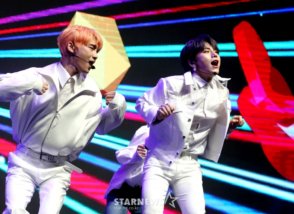 포토]JBJ95, 밝고 신나는 무대 | 스타뉴스