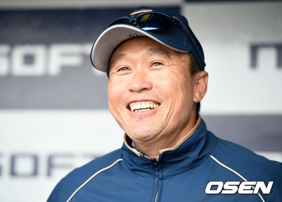 이동욱 감독, '9탈삼진' 김영규 칭찬 "이제 1군 2경기인데" | 스타뉴스