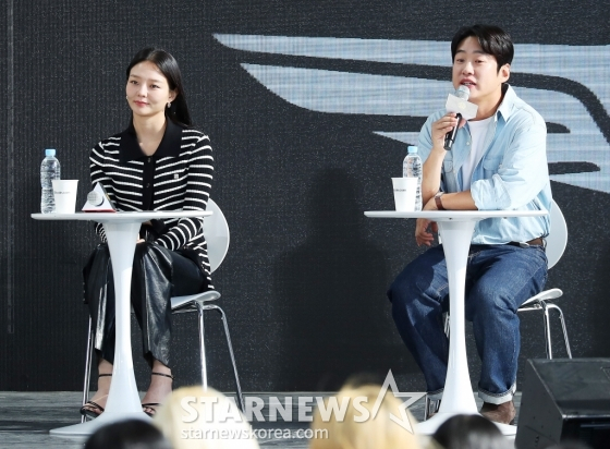 'LTNS' 이솜 "안재홍과 수위 높은 스킨십 多, 로맨스 아닌 액션"[28회 BIFF] | 스타뉴스