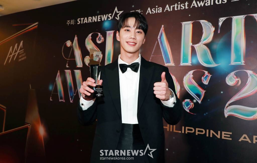 이준영, 'AAA 베스트 액팅 퍼포먼스' 수상 "더 다양한 모습 보일 것" | 스타뉴스